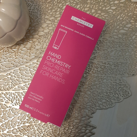 The Ordinary Bath & Body | The Hand Chemistry Pro Repair For Hand Cream ...